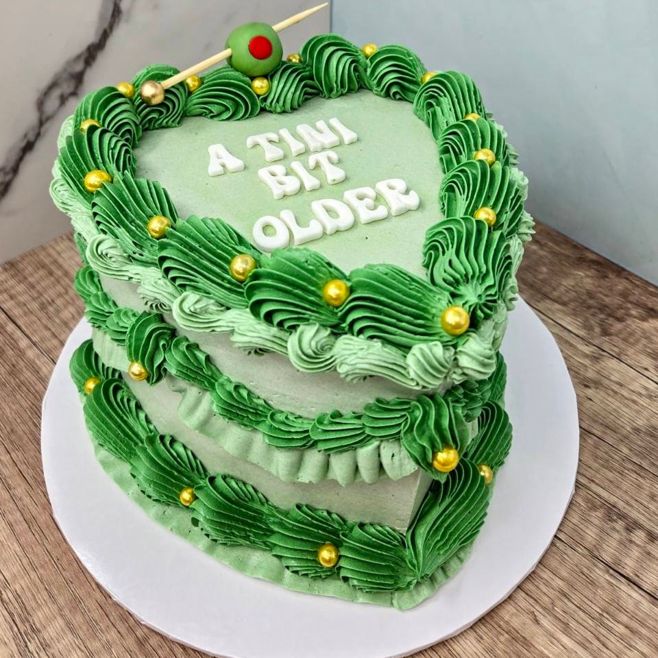 "A Tini Bit Older" Combo | Sugar Shaker Bakery